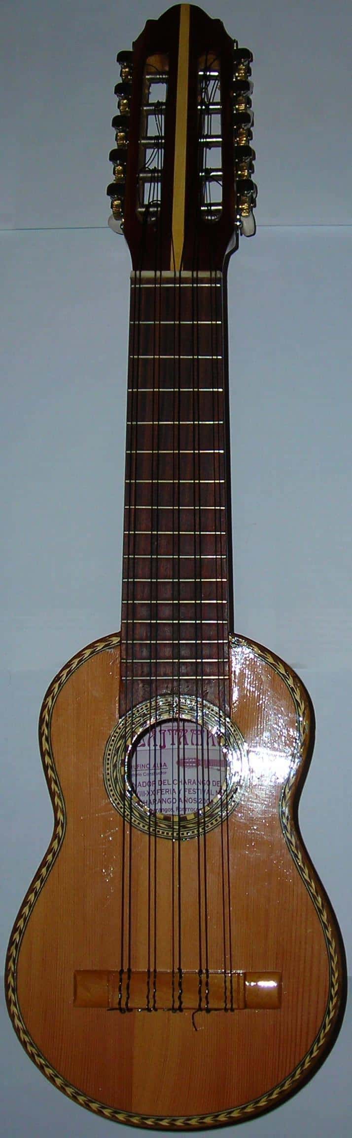 Charango, storia e caratteristiche - Handmade Sound