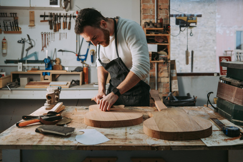 Nisio Guitars - Handmade Sound
